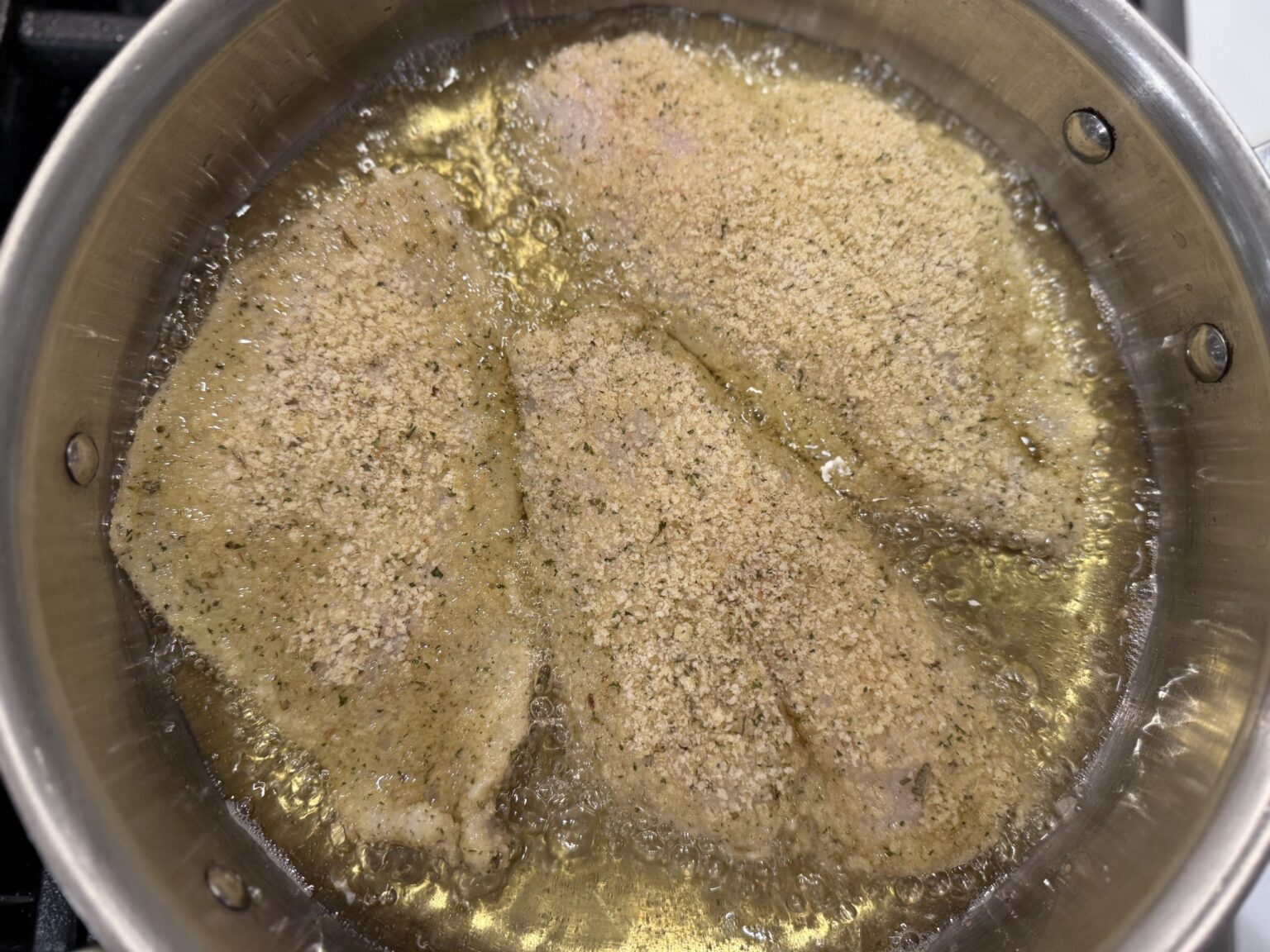 Crispy Pan-Fried Flounder Recipe - Fishmasters.com